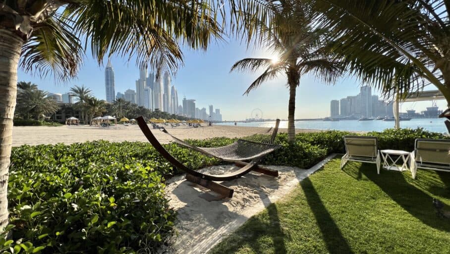 דריפט ביץ' - מועדון חוף עטור פרסים - שווה לבקר! | דובאי 🌴